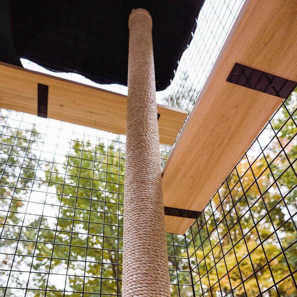 Outdoor Cat Scratching & Climbing Post | Habitat Haven